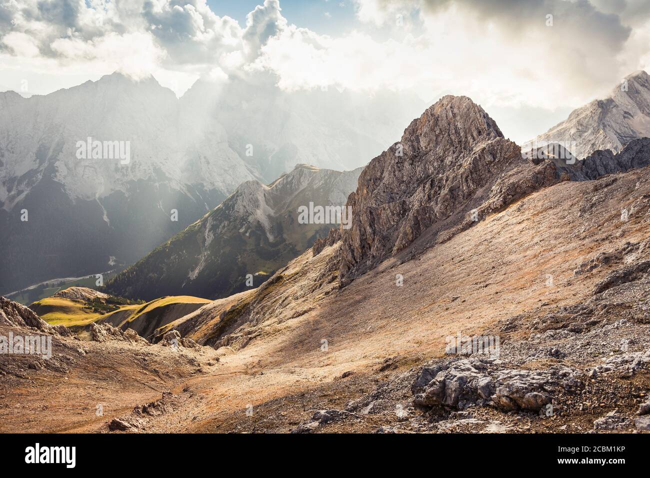 Mount Hochwanner, Wetterstein Mountains, Bavaria Stock Photo - Alamy