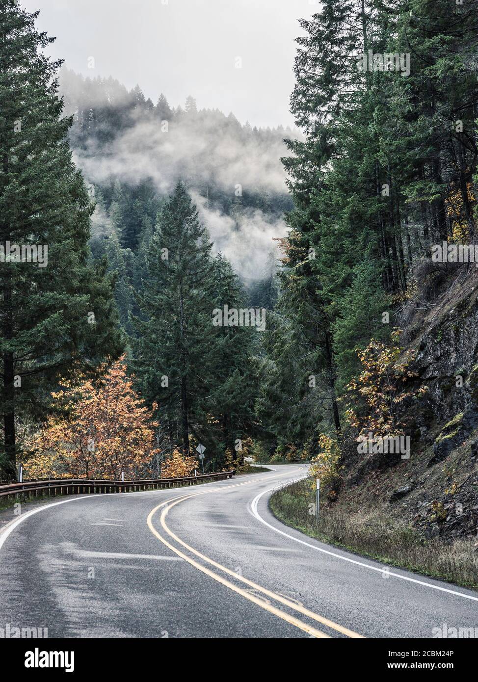 Winding highway hi-res stock photography and images - Alamy
