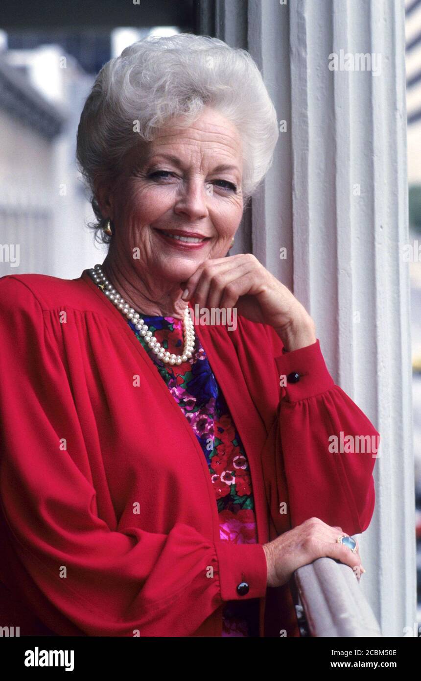 Austin Texas USA, 1993: Texas Gov. Ann Richards poses on the balcony of ...