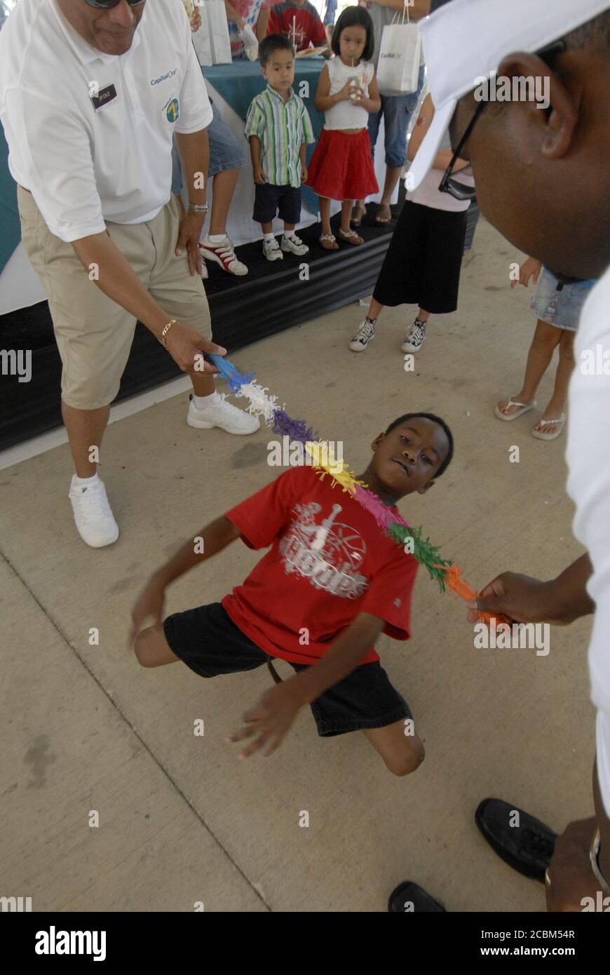 Limbo contest hi-res stock photography and images - Alamy