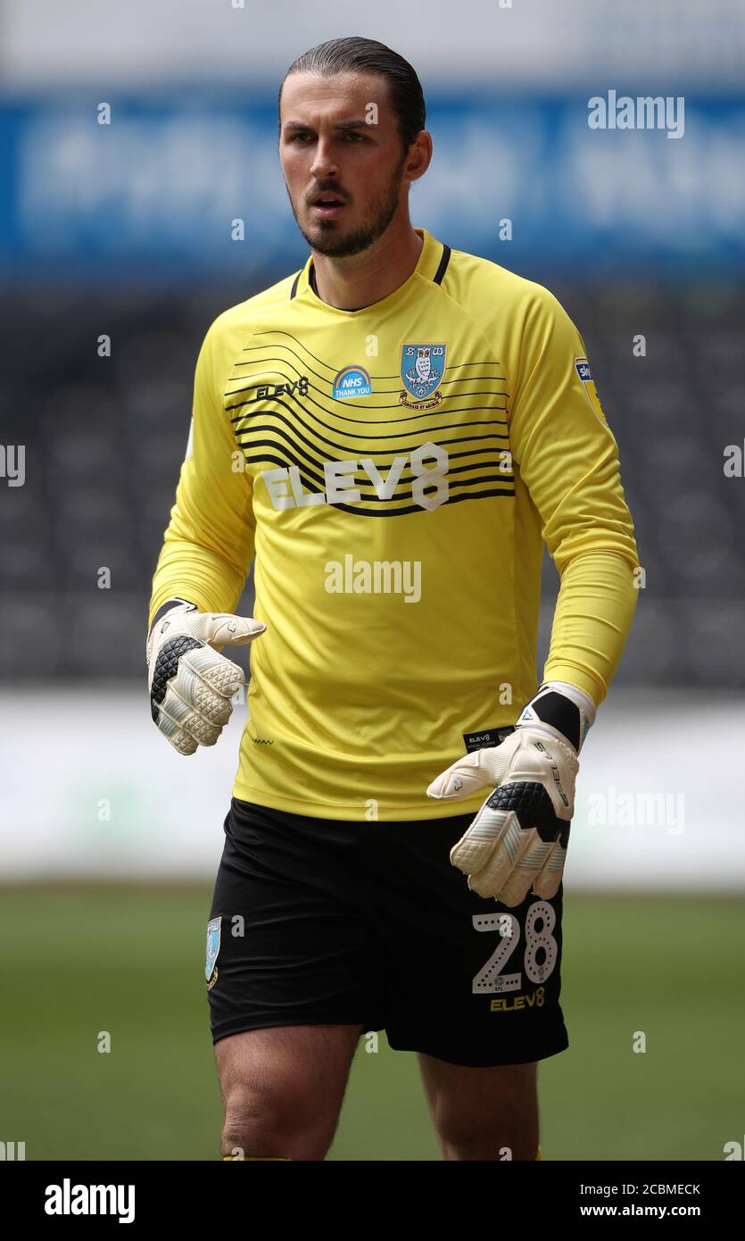 Sheffield wednesday goalkeeper joe wildsmith hi-res stock photography ...