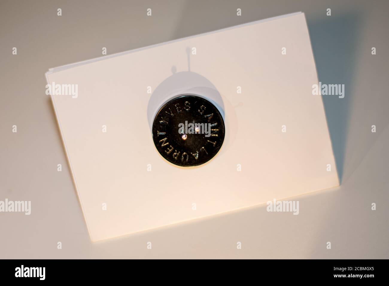 Fashion design history of the 20th century buttons from Paris French ...