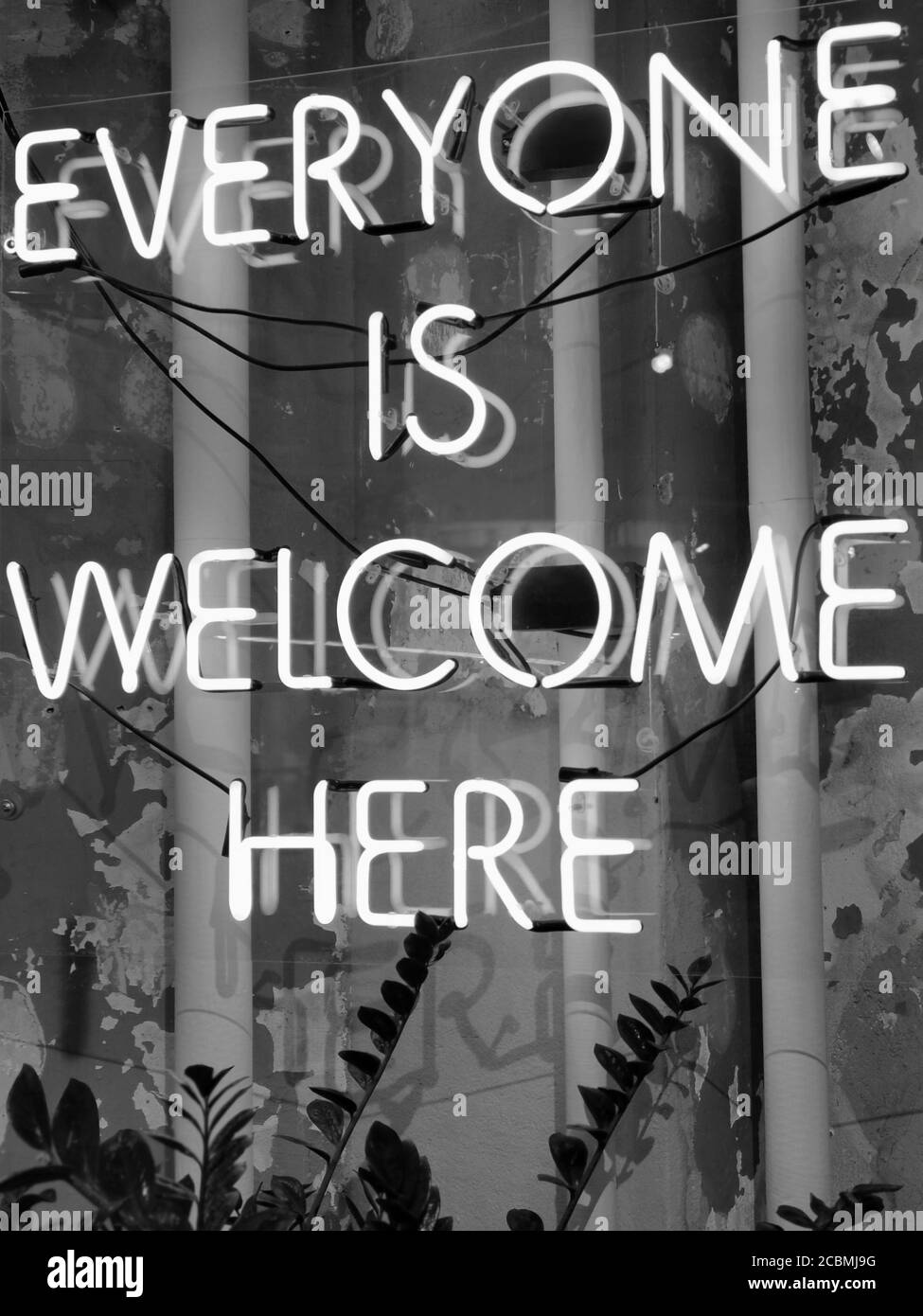 Everyone welcome sign hi-res stock photography and images - Alamy