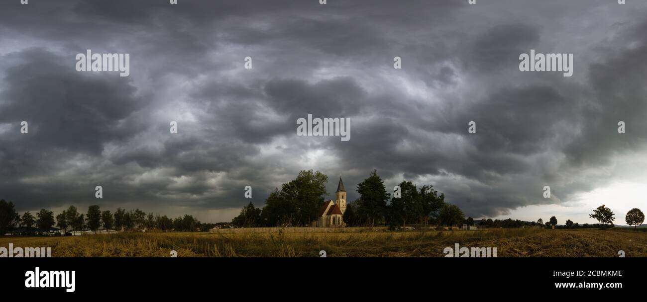Beautiful supercell thunderstorm Stock Photo - Alamy