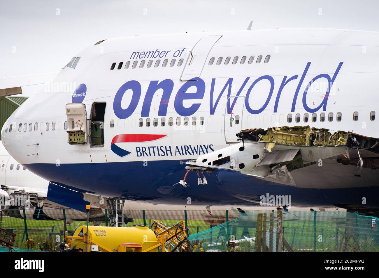 747 Cardiff Wales Airport High Resolution Stock Photography and Images ...