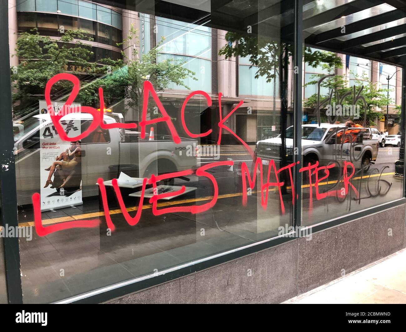 Crime business riot damage hi-res stock photography and images - Alamy