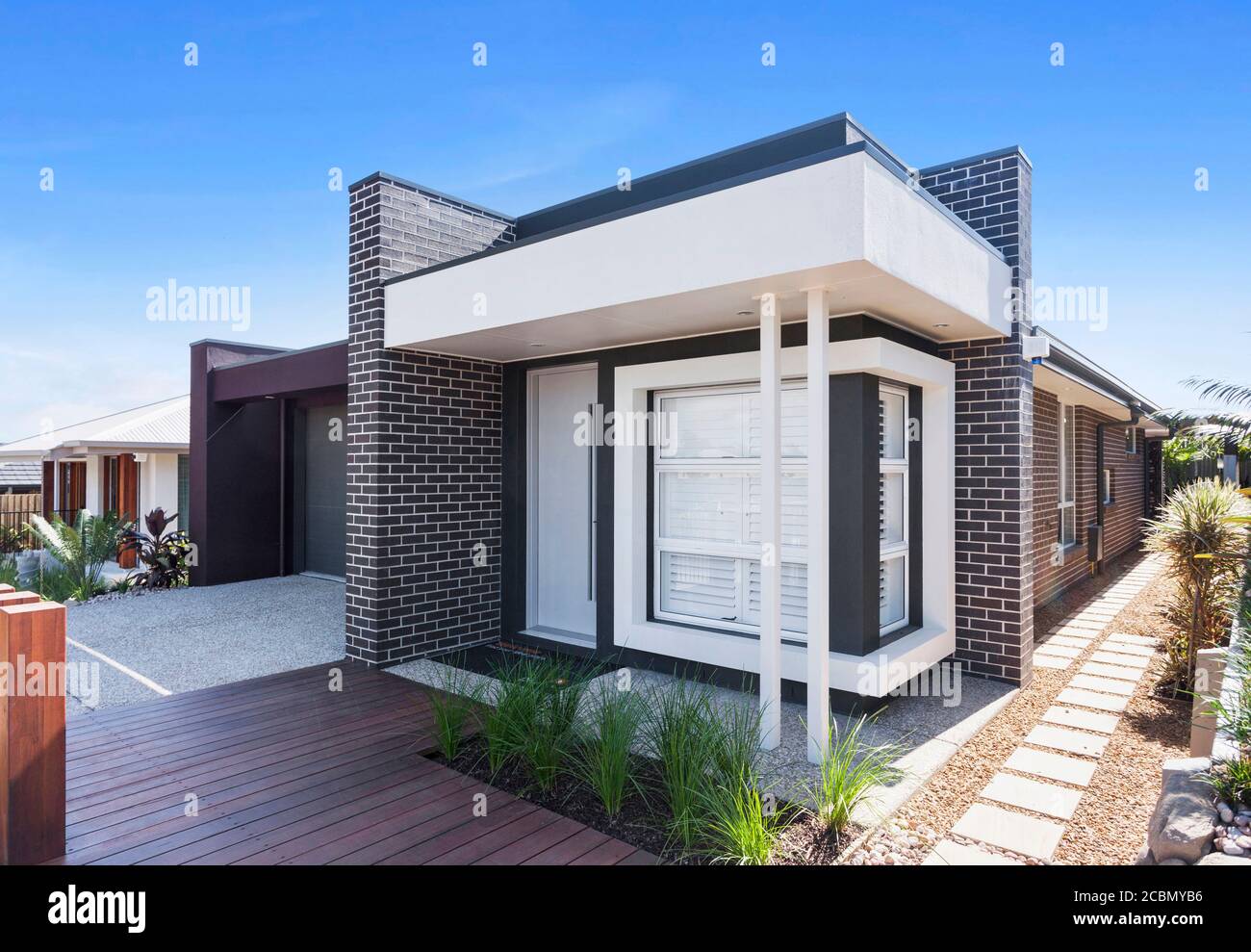 A modern and luxury house exterior view Stock Photo - Alamy