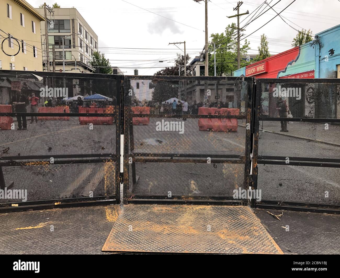 Capitol police barrier hi-res stock photography and images - Alamy