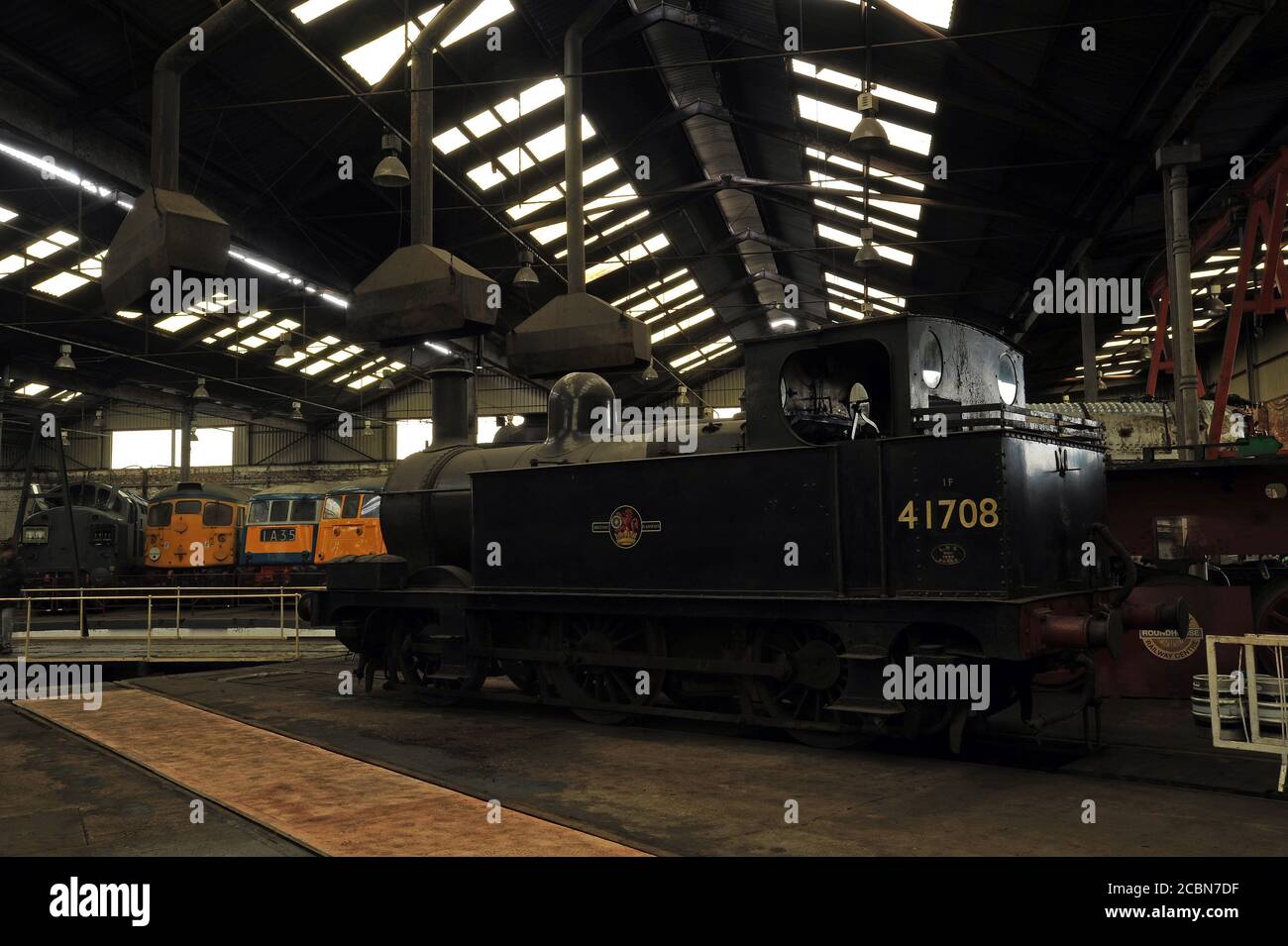 Barrow hill roundhouse hi-res stock photography and images - Alamy