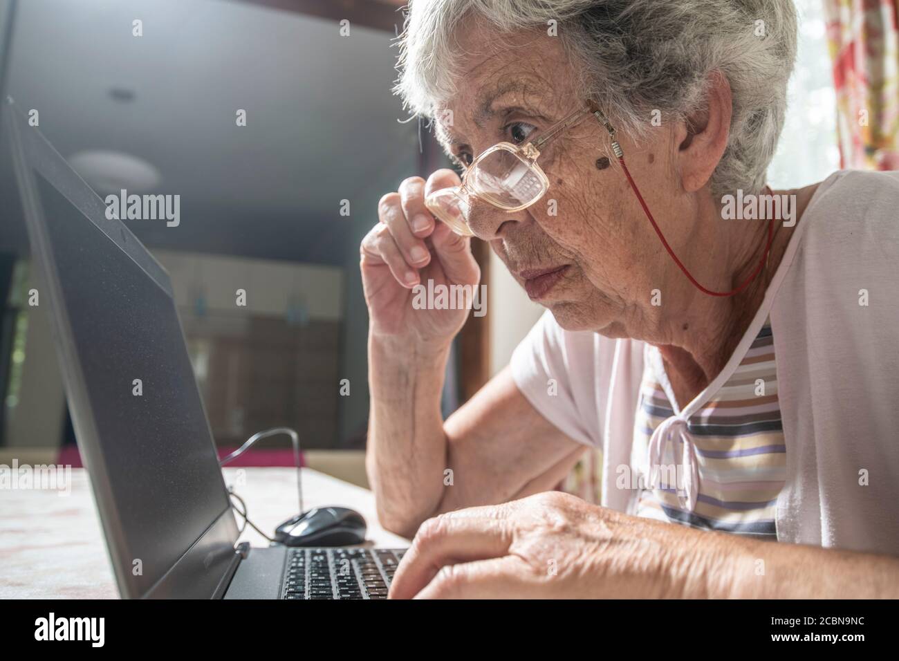Granny screen hi-res stock photography and images - Alamy