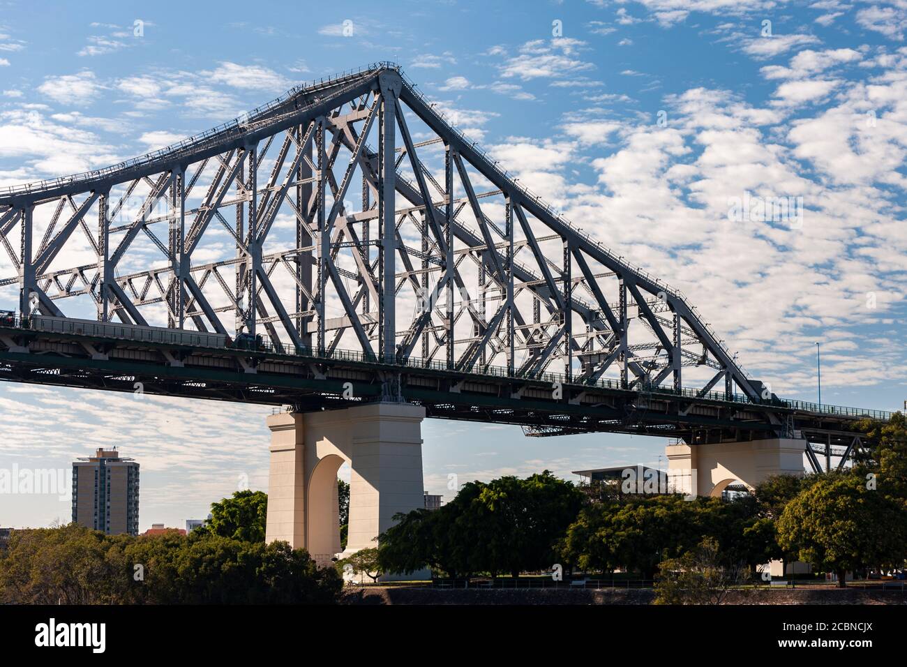 The famous Brisbane city bridge Stock Photo - Alamy