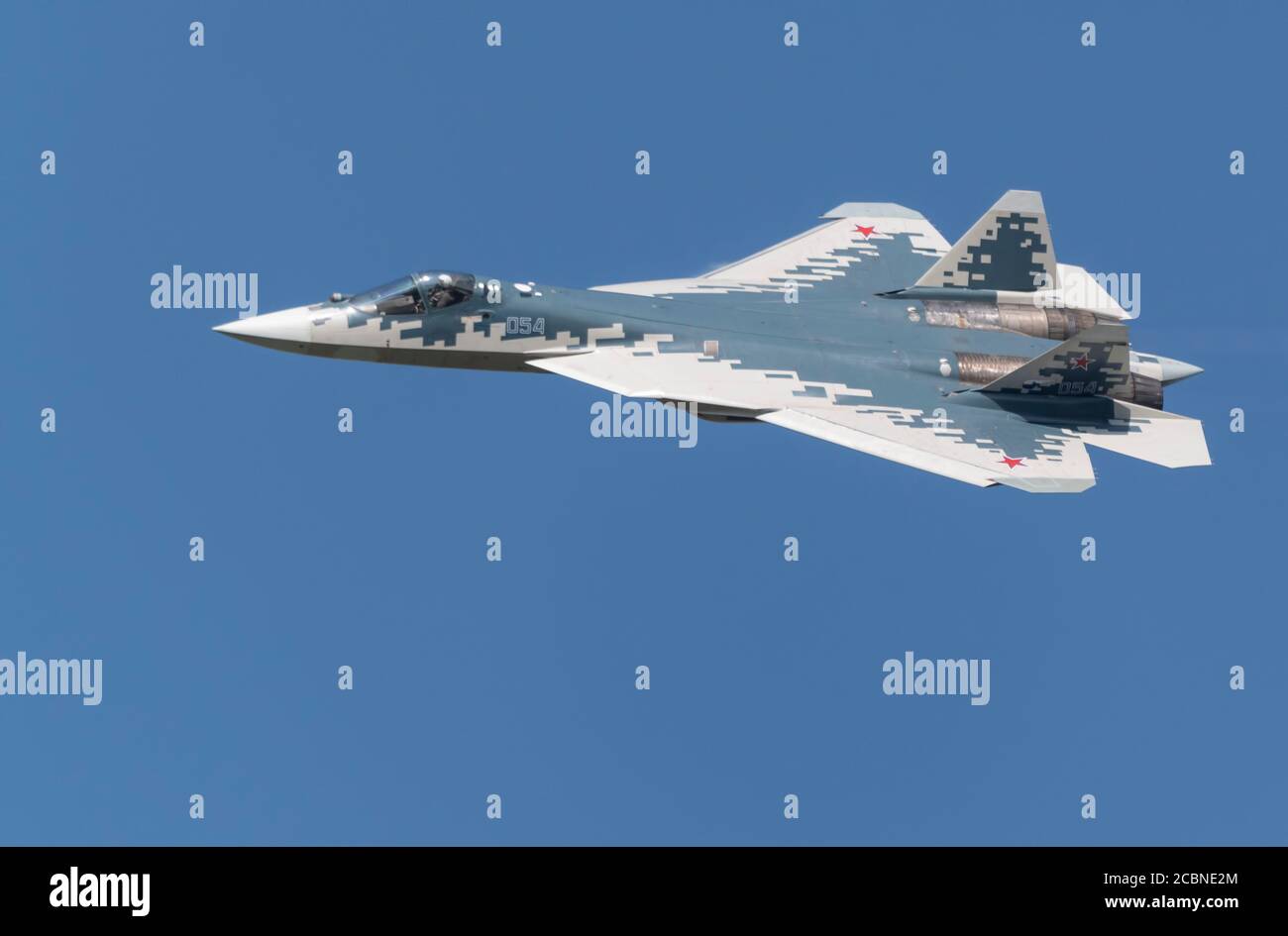 Sukhoi su 57 hi-res stock photography and images - Alamy