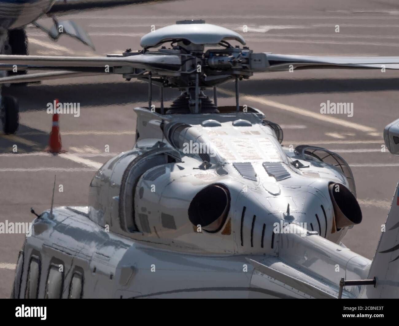 Army helicopter on helipad hi-res stock photography and images - Alamy