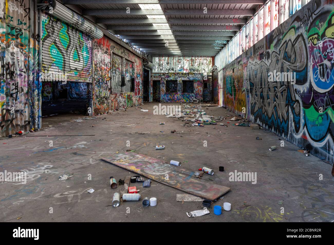 Inside of an old and abandoned building Stock Photo - Alamy