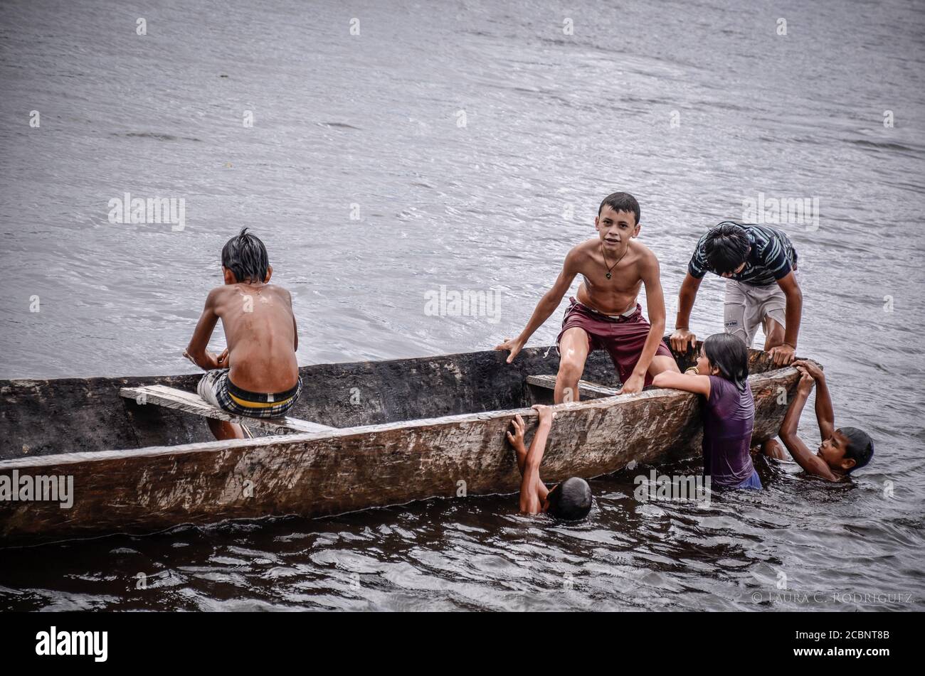 Amazon indigenous tribe boat hi-res stock photography and images - Alamy