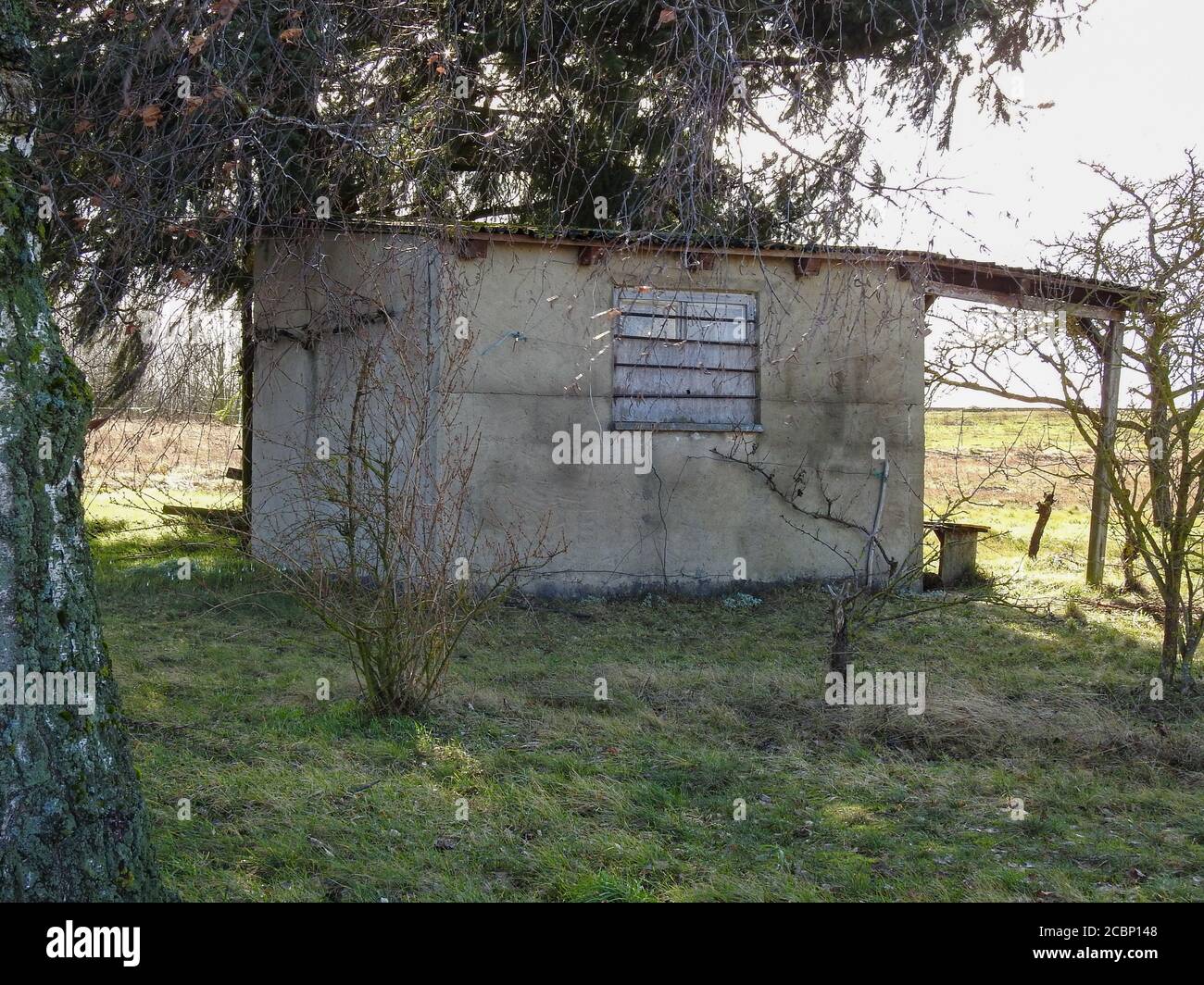 Small hut in a valley in the countryside Stock Photo - Alamy