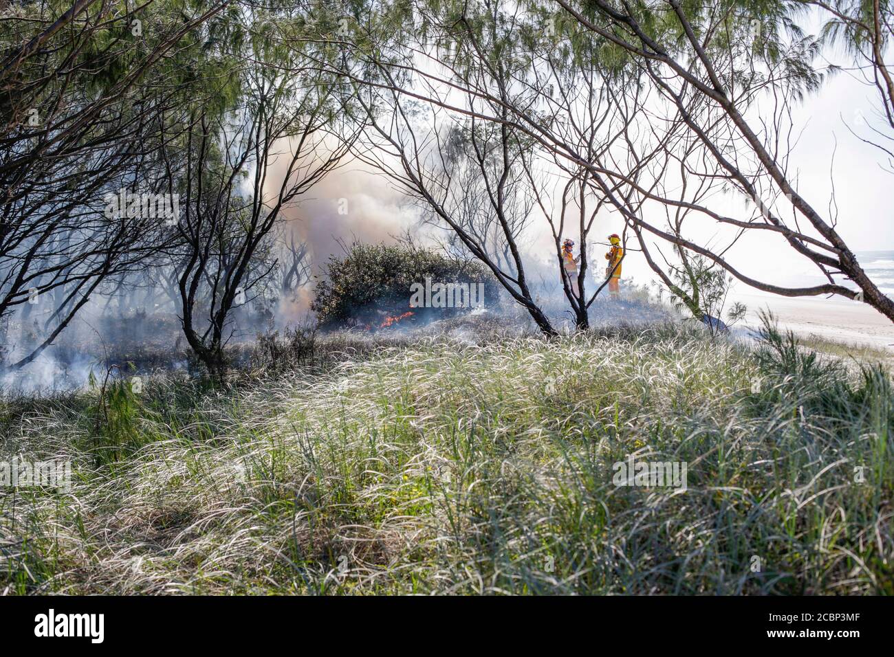 Battle bushfire hi-res stock photography and images - Alamy