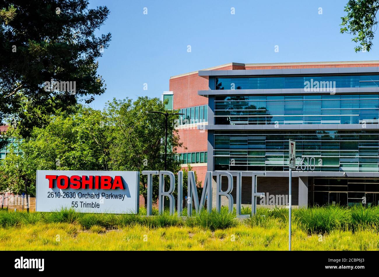 Toshiba building hi-res stock photography and images - Alamy