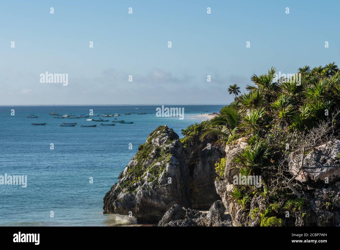 The Caribbean Sea below the ruins at Tulum in Tulum National Park ...