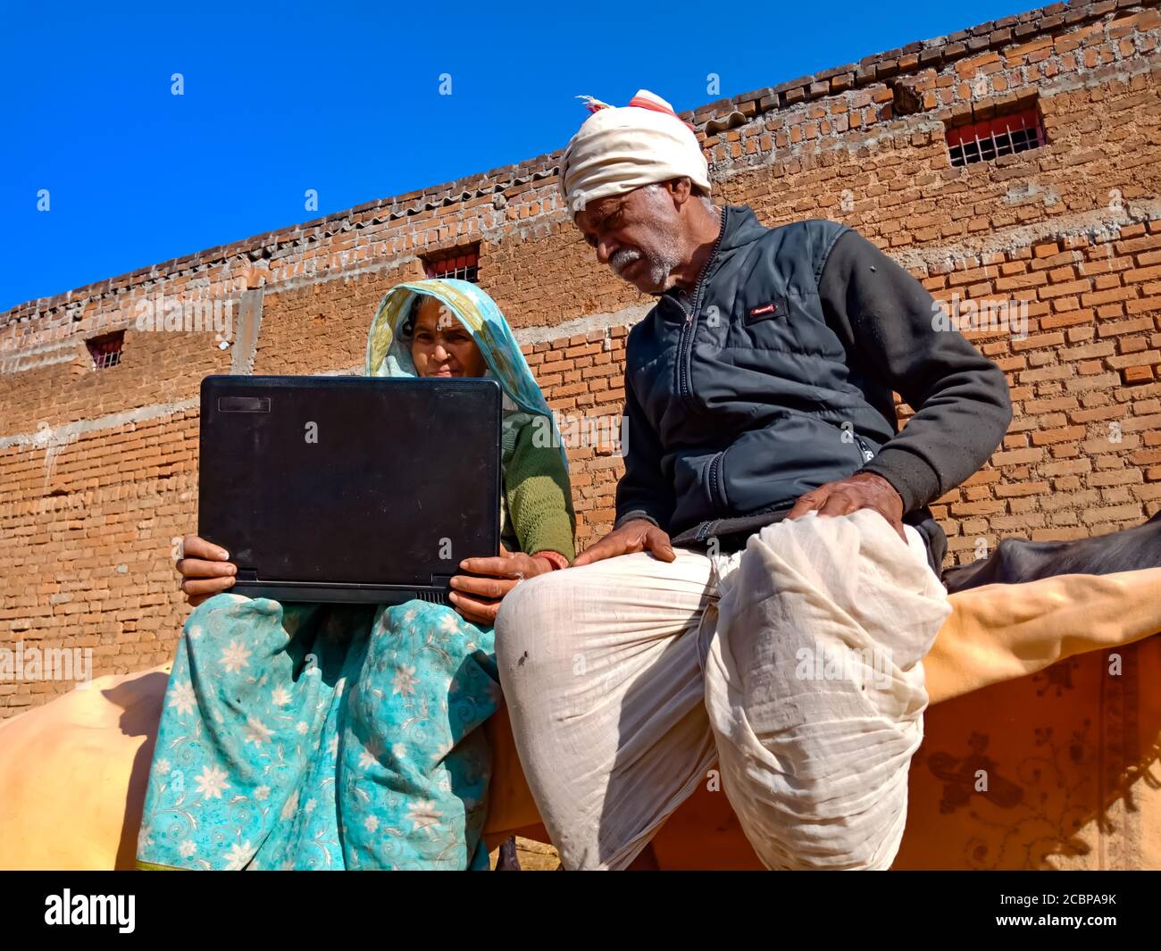 DISTRICT KATNI, INDIA - JANUARY 25, 2020: An indian matured couple ...