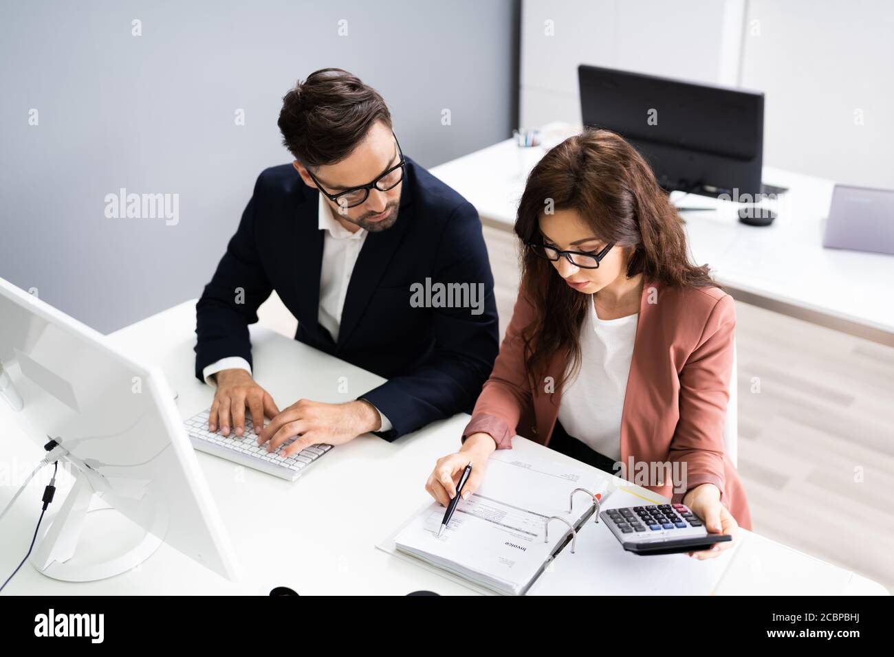 Client services accountant hi-res stock photography and images - Alamy
