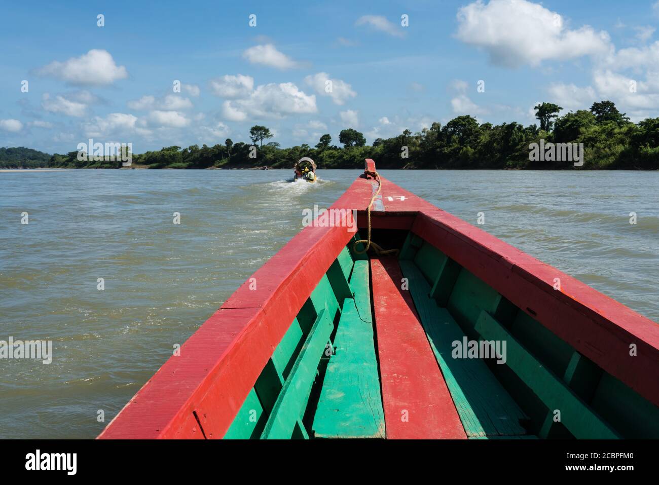 The Usumacinta River in Chiapas, Mexico forms the border with Guatemala ...