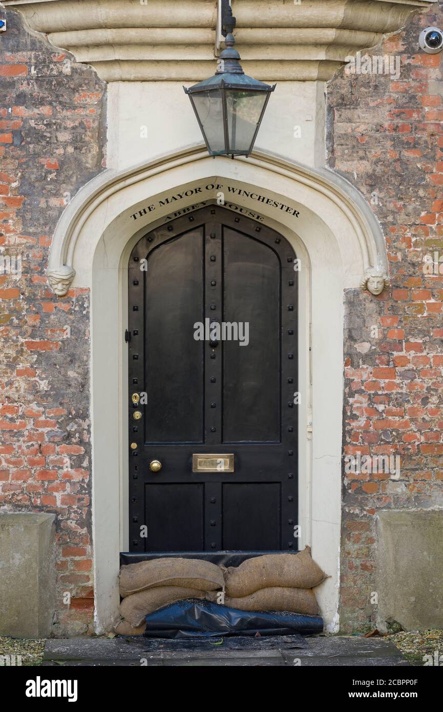 Sandbaged door hi-res stock photography and images - Alamy