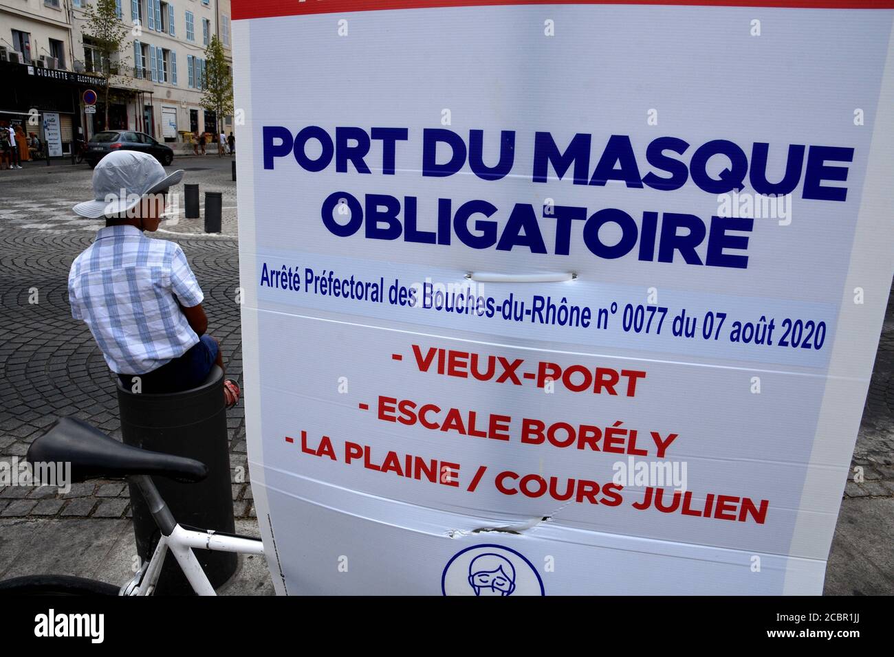 France sign rise hi-res stock photography and images - Alamy