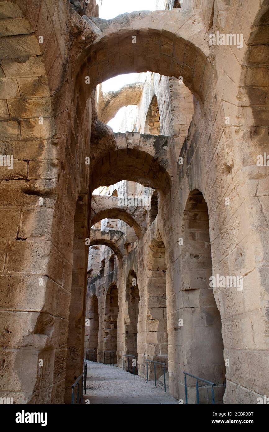 Ancient thysdrus tunisia tourism colosseum roman amphitheatre historic ...