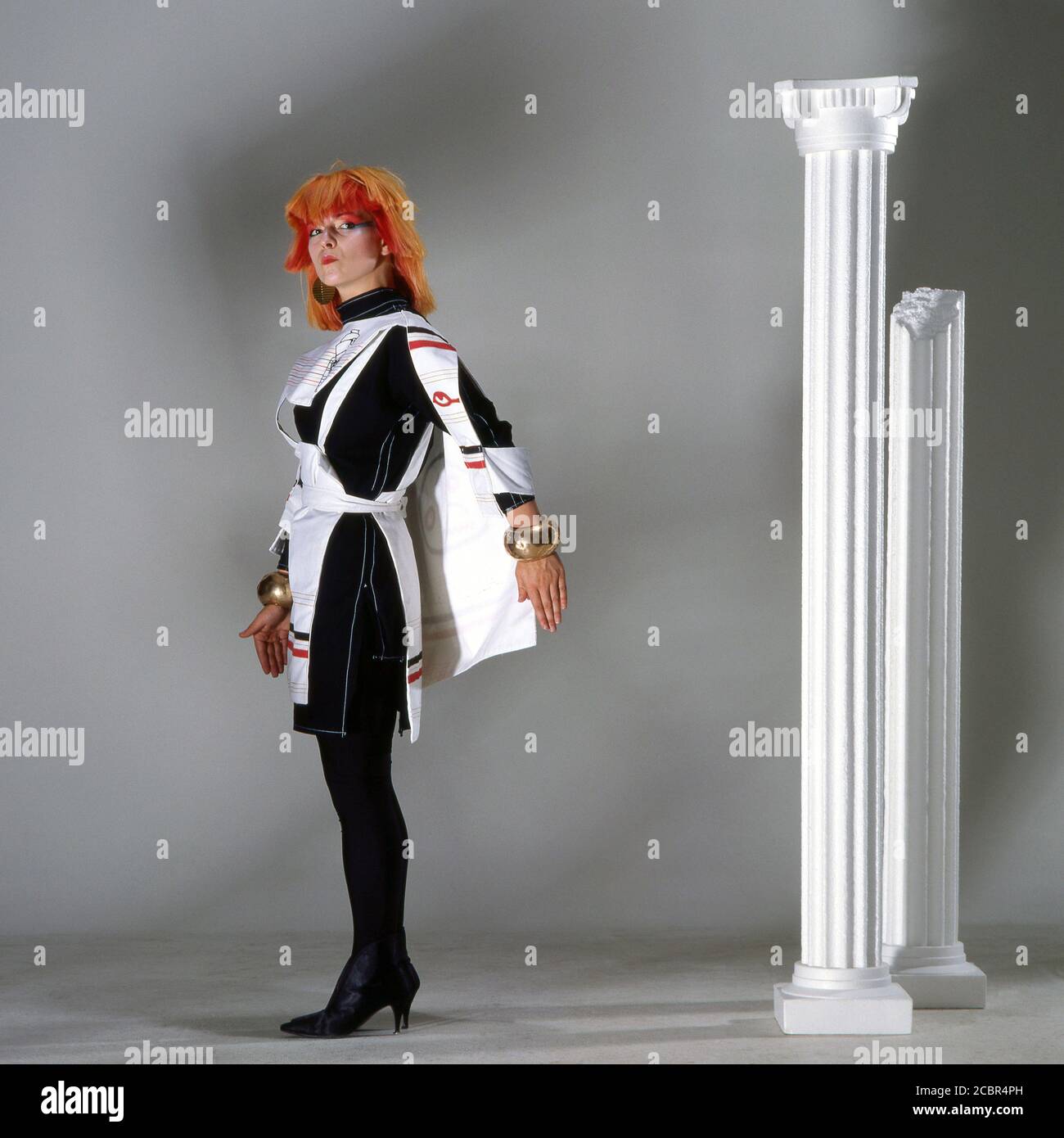 British punk rock singer toyah hi-res stock photography and images - Alamy