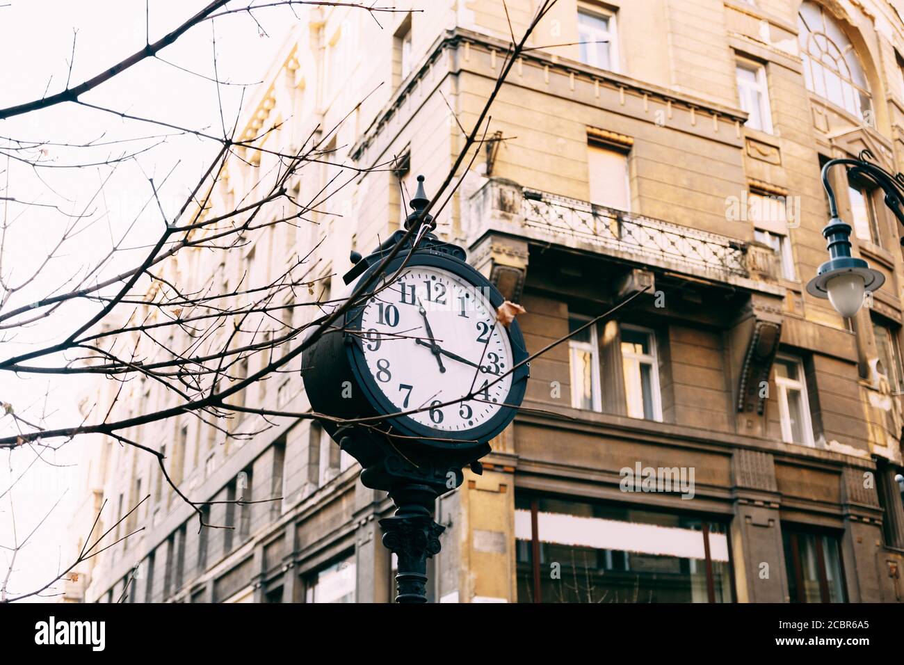 Outdoor antique pole clock hi-res stock photography and images - Alamy