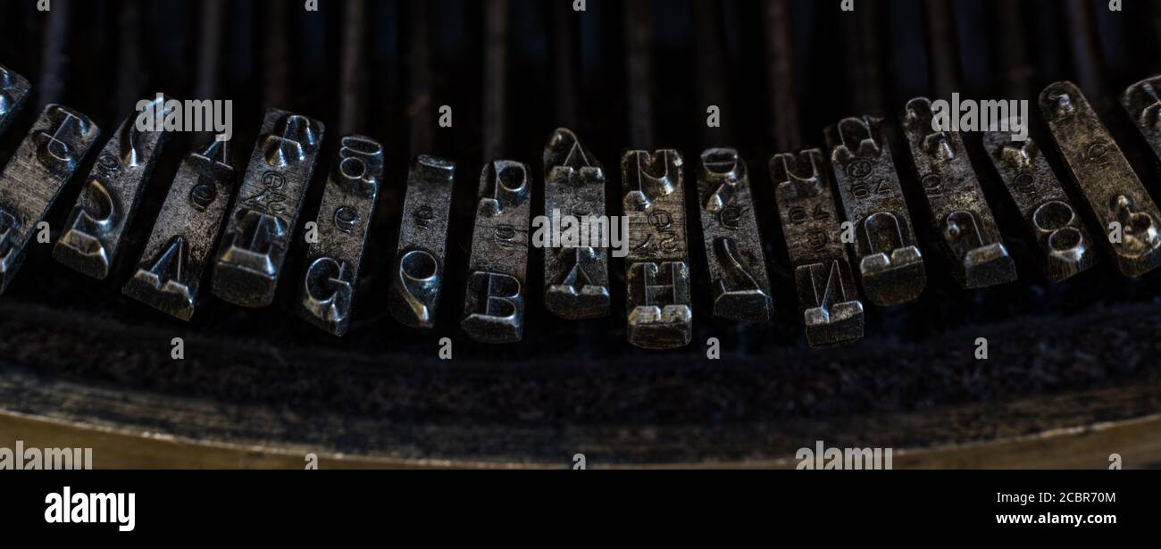 Retro typing hi-res stock photography and images - Alamy