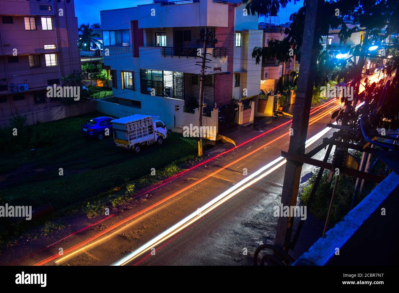 Indian street at night hi-res stock photography and images - Alamy