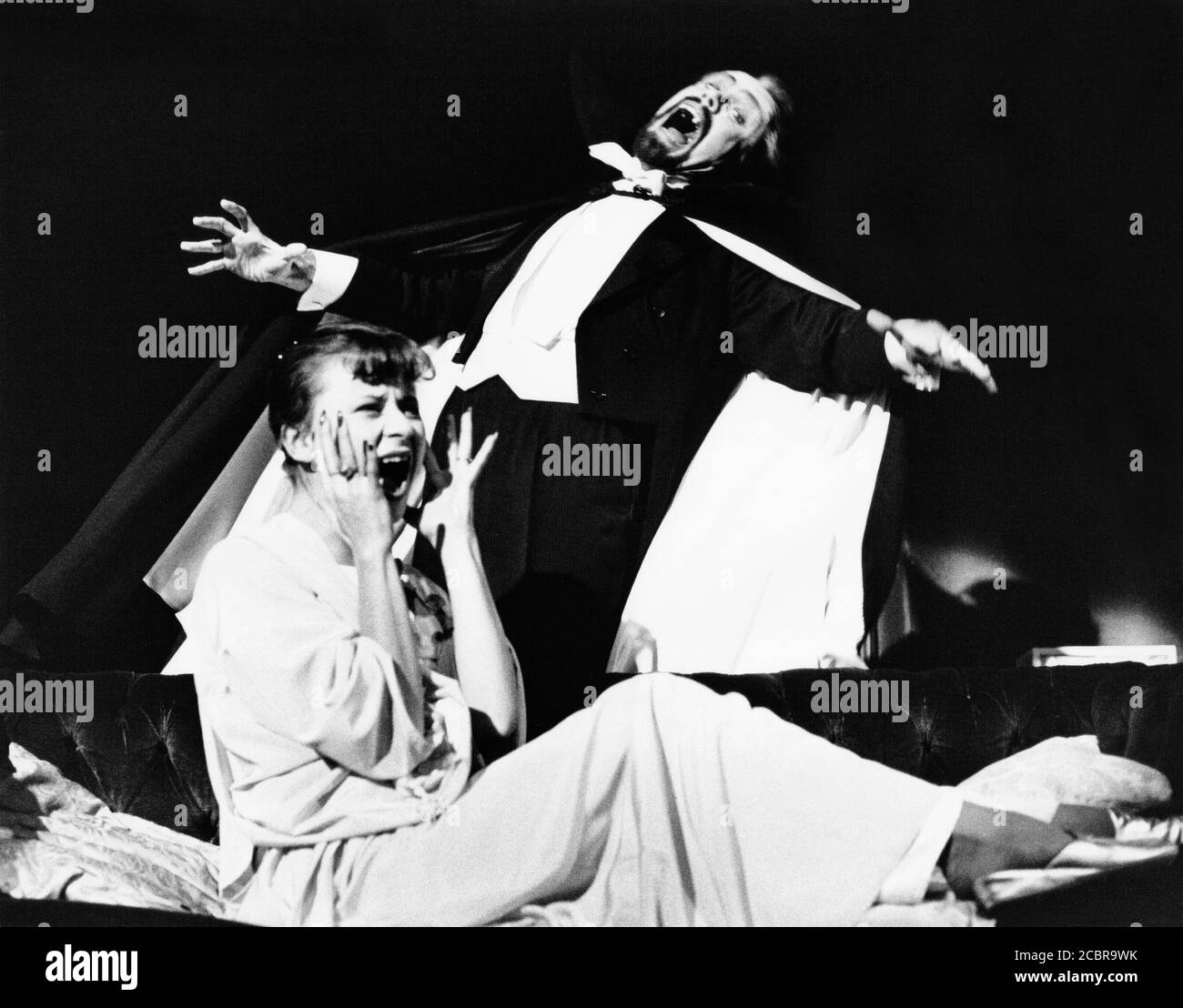 Lucy dracula bram stoker hi-res stock photography and images - Alamy