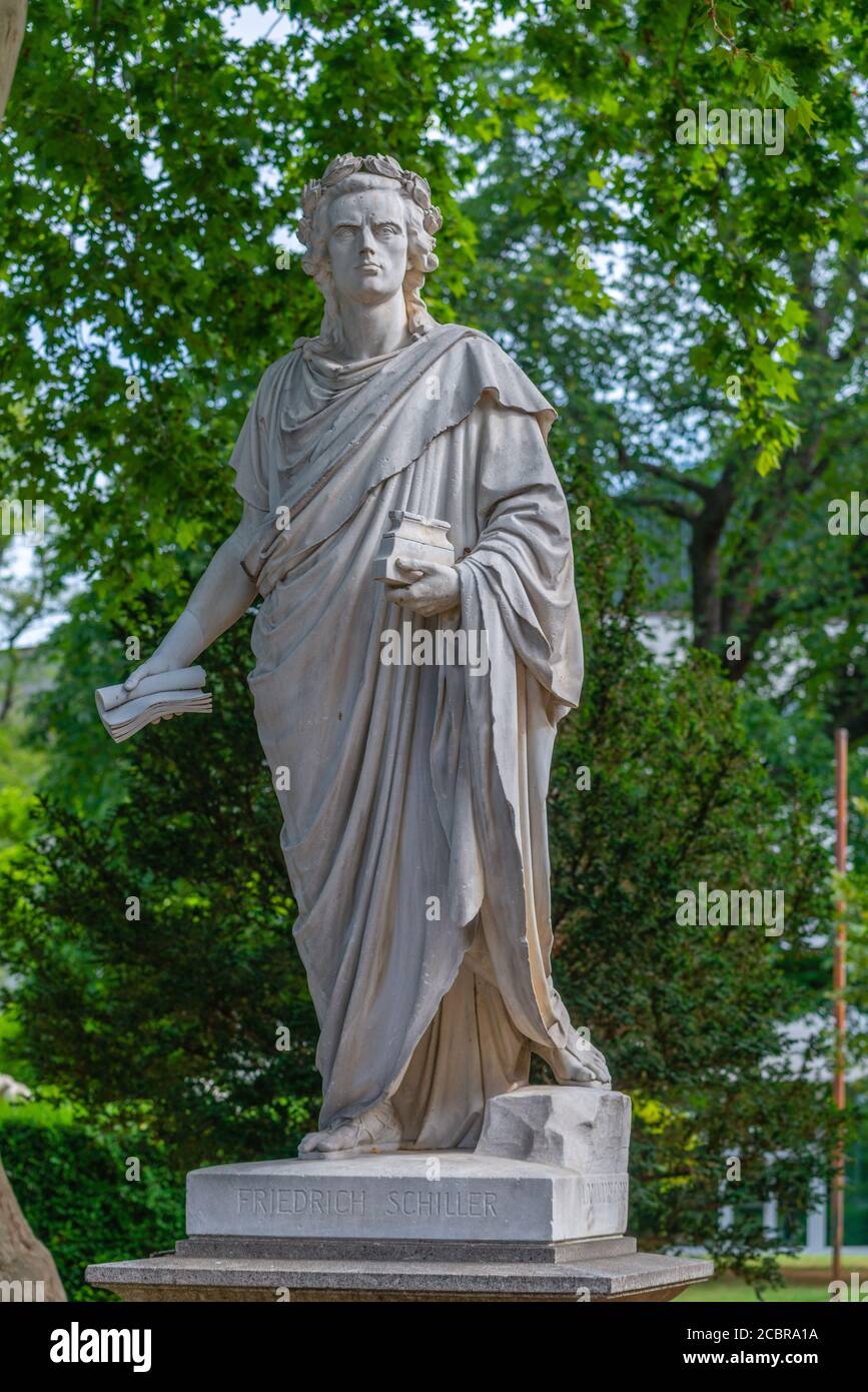 Schiller statue in front of the Staatstheater Stuttgart , Oberer ...