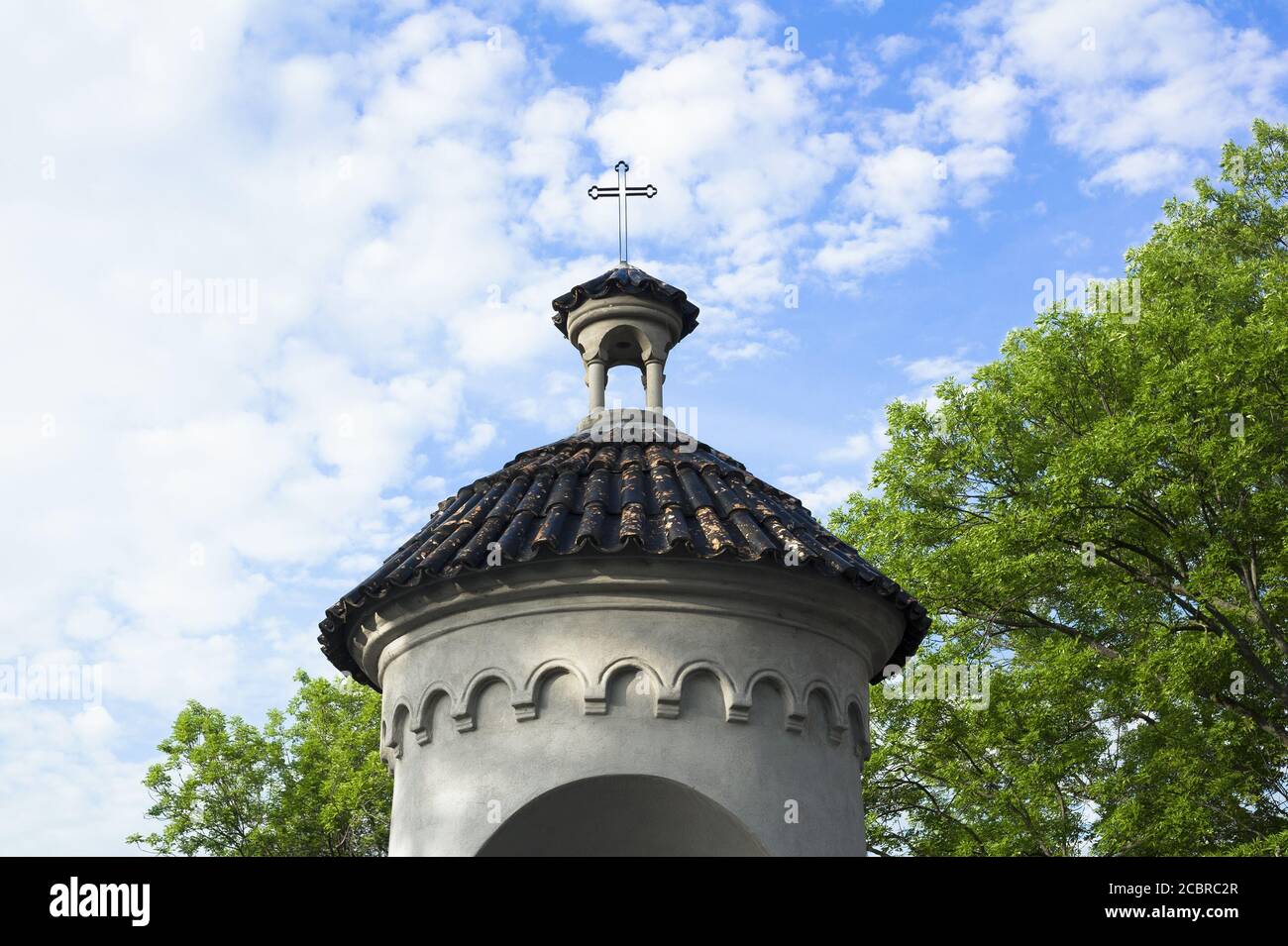 Romanesque sacral architecture hi-res stock photography and images - Alamy