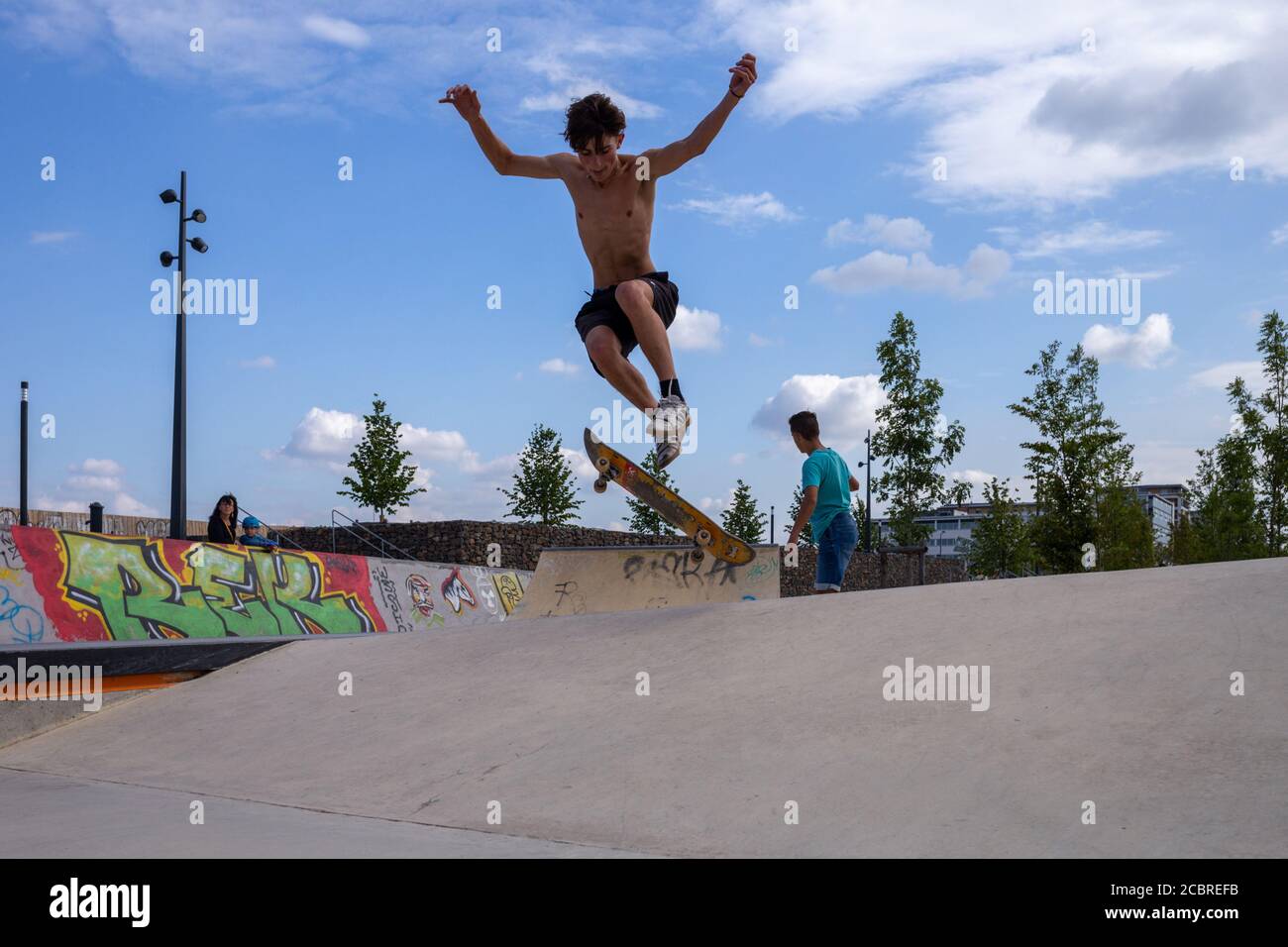 Skateboarder jumping over hi-res stock photography and images - Alamy