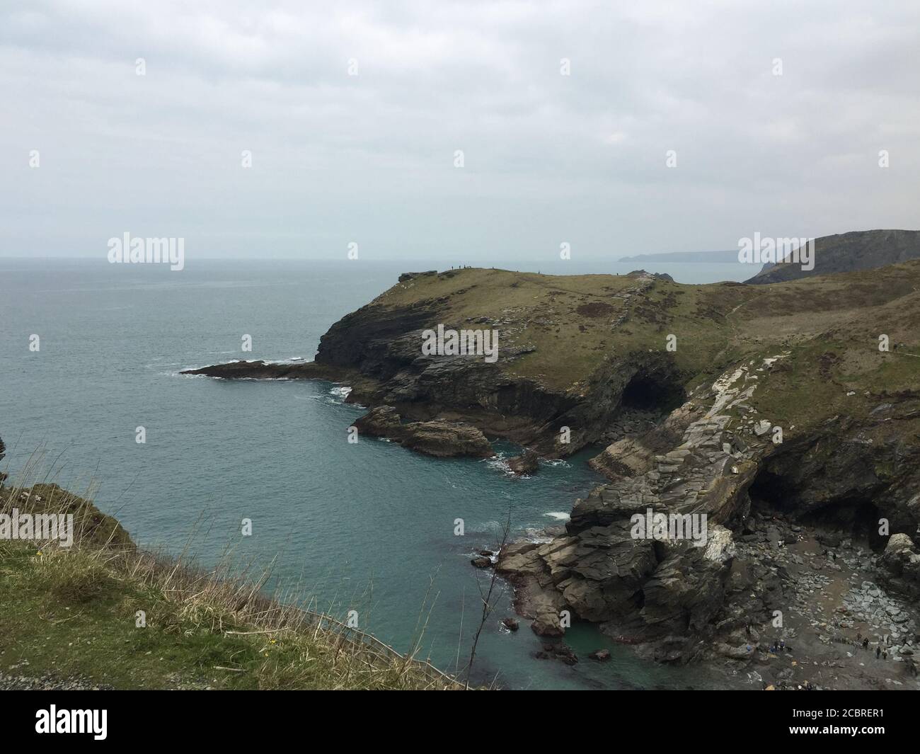Ruins tintagel castle english hi-res stock photography and images - Alamy