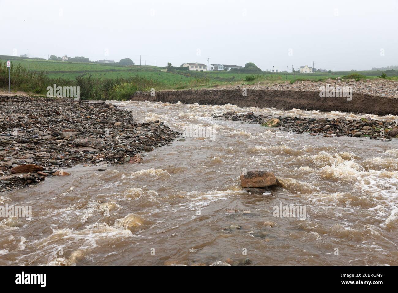 Red strand beach hi-res stock photography and images - Alamy