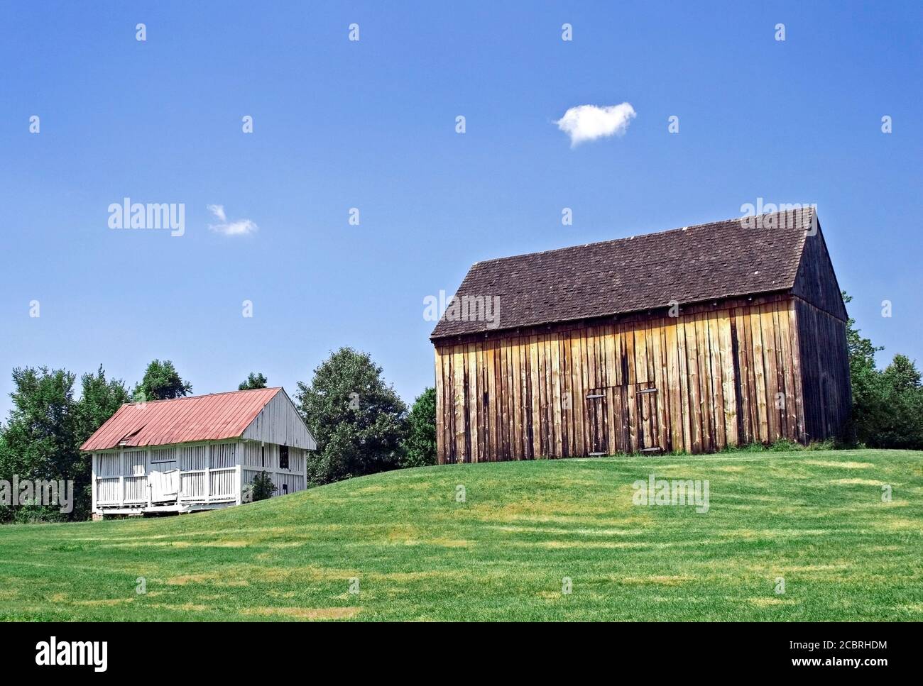 Two different buildings hi-res stock photography and images - Alamy