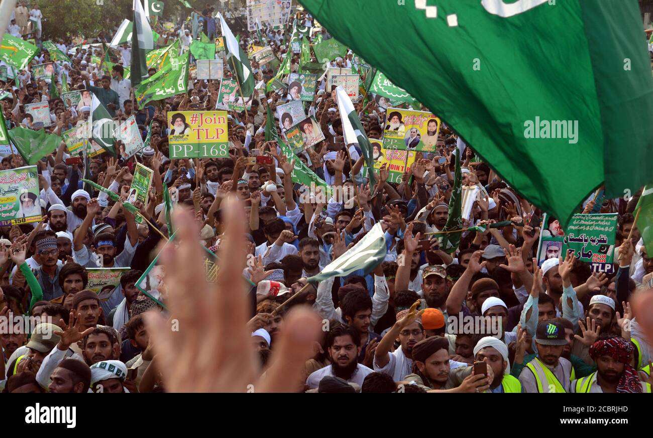 Khadim hussain rizvi hi-res stock photography and images - Alamy