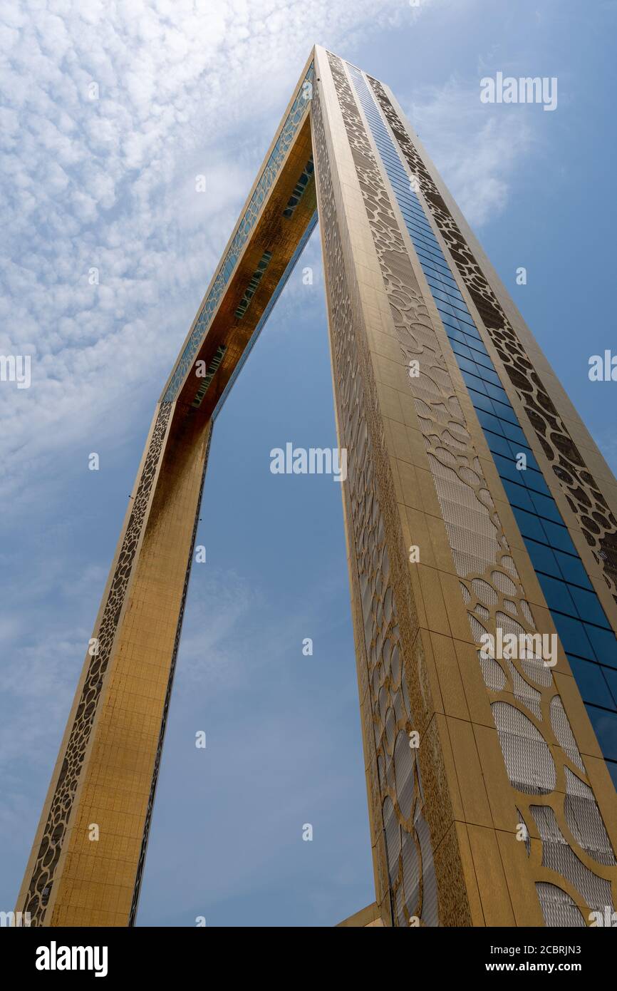 "Dubai, United Arab Emirates - 8/11/2020: The Dubai Frame modern ...
