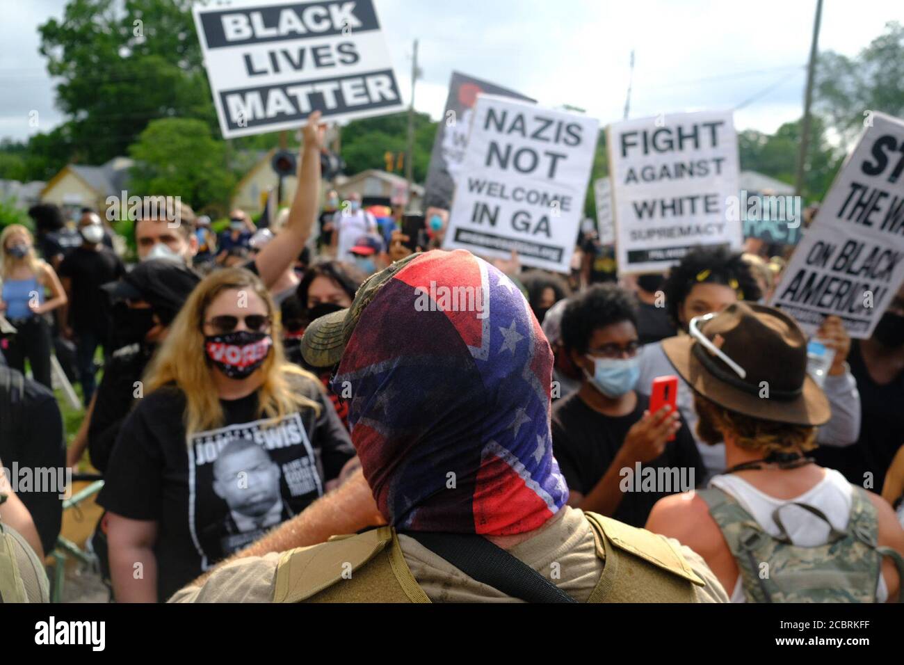 Blm crowd hi-res stock photography and images - Alamy