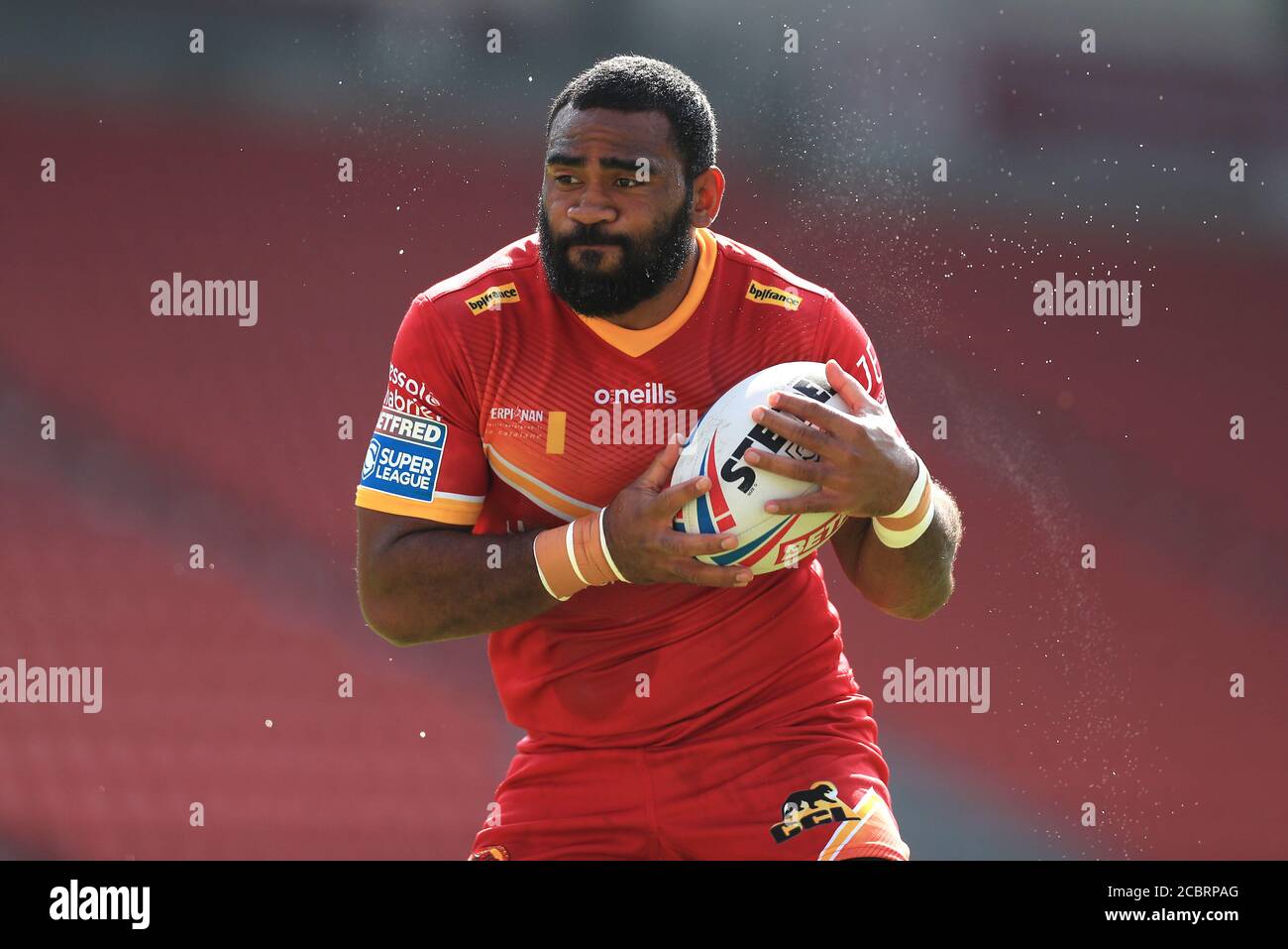 Catalans Dragons' Samisoni Langi warming up before the Betfred Super ...