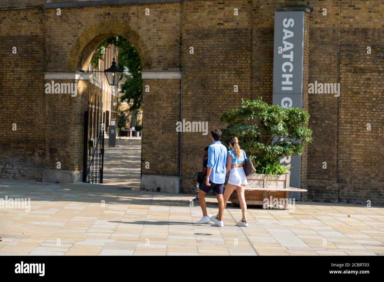 Saatchi gallery london hi-res stock photography and images - Alamy