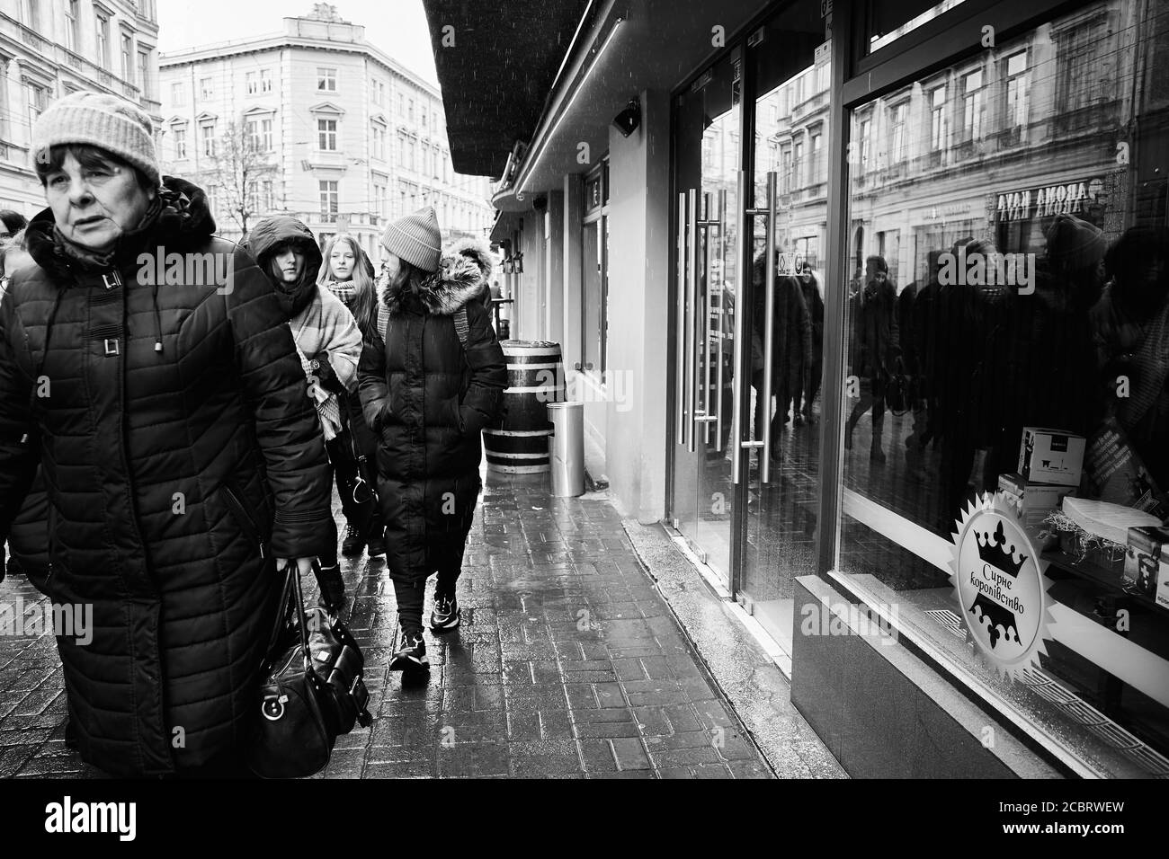 Passersby passer by Black and White Stock Photos & Images - Alamy
