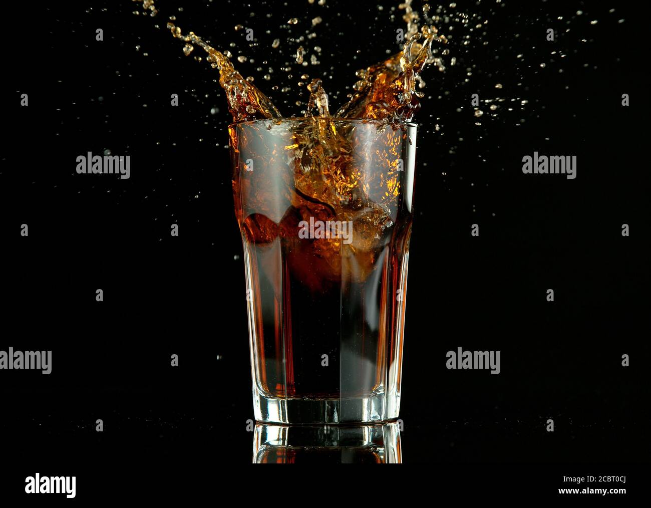 Cola spill hi-res stock photography and images - Alamy