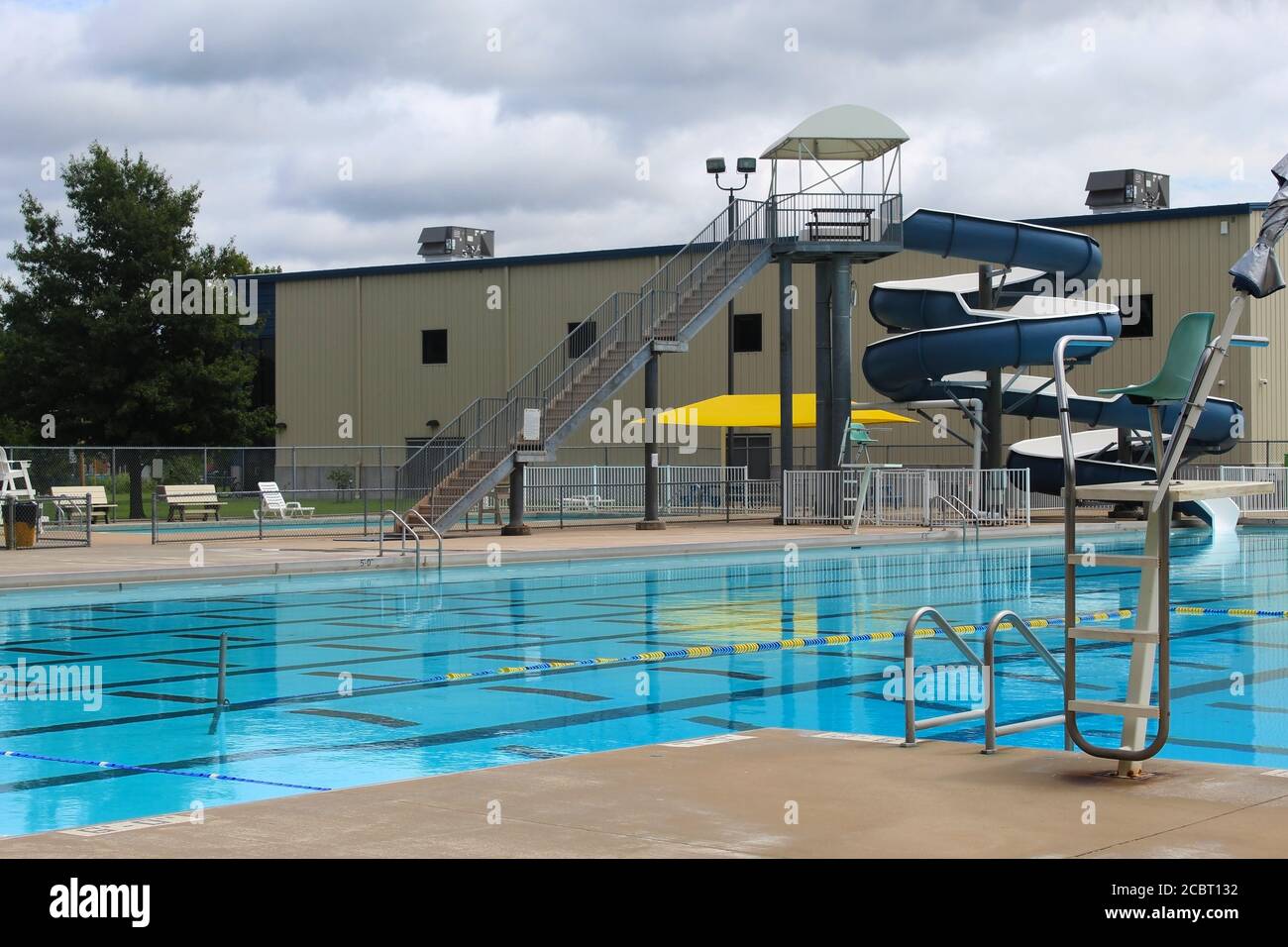 Empty water slide swimming pool hi-res stock photography and images - Alamy