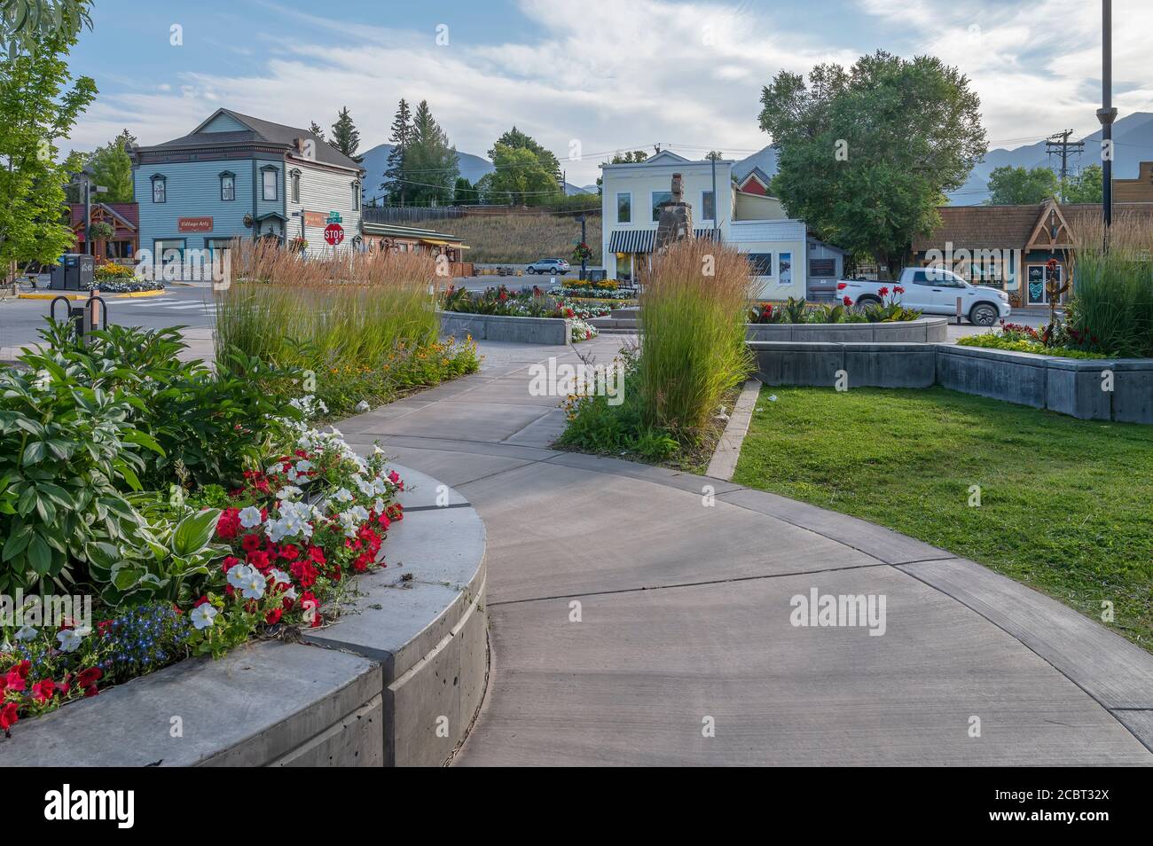 Invermere hi-res stock photography and images - Alamy