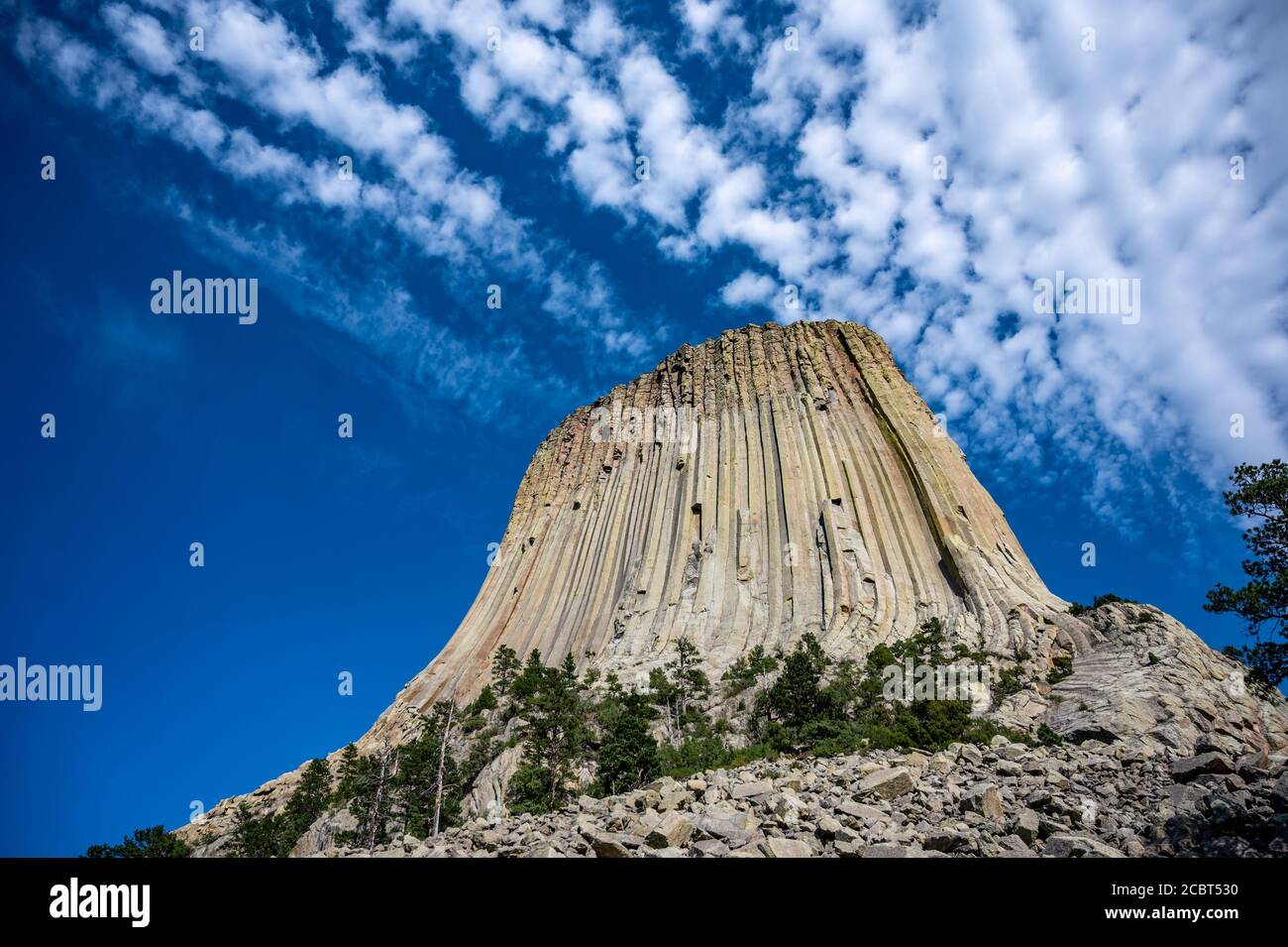 Looking up at devils tower hi-res stock photography and images - Alamy